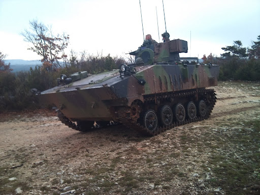 Pioneer of infantry fighting vehicle-AMX-10P infantry fighting vehicle - iNEWS