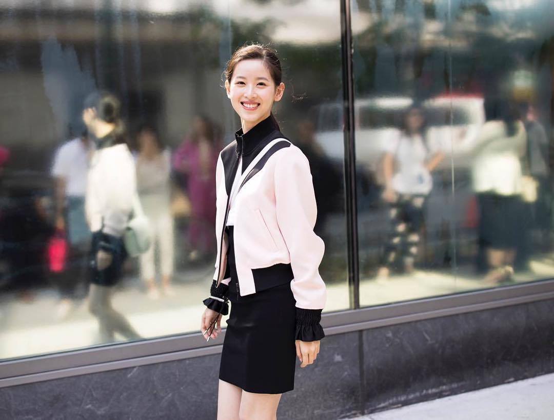 Pure and beautiful milk tea sister Zhang Zetian - iNEWS