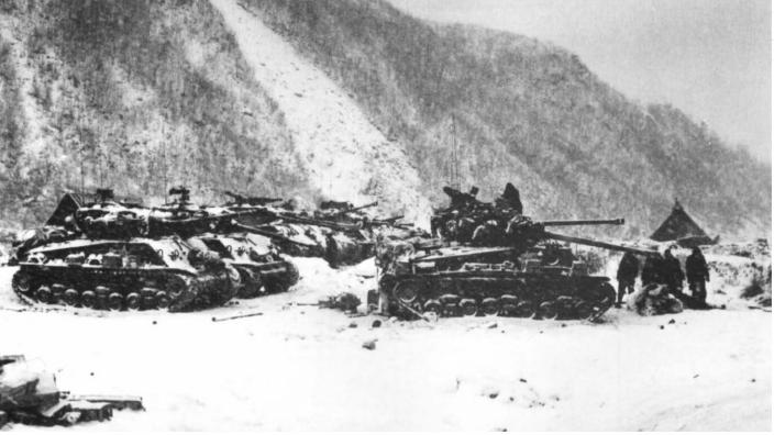 The First Victory of the Ninth Corps in the Battle of Changjin Lake ...