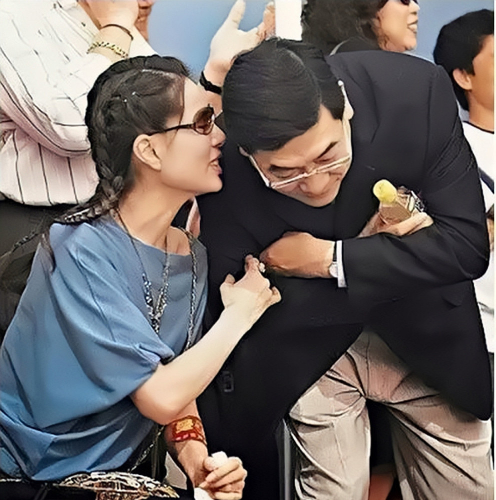 Li Ruotong, the story between her and the wealthy businessman Guo ...