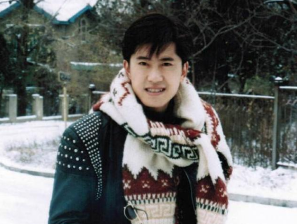 The singer Mao Ning appeared privately and had a close relationship ...