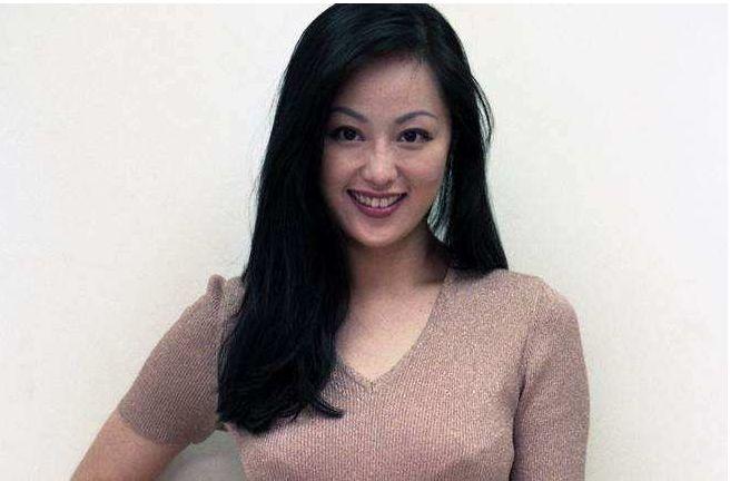 Hong Kong's first-generation topic queen Zhang Xiaohui: admit it, such ...