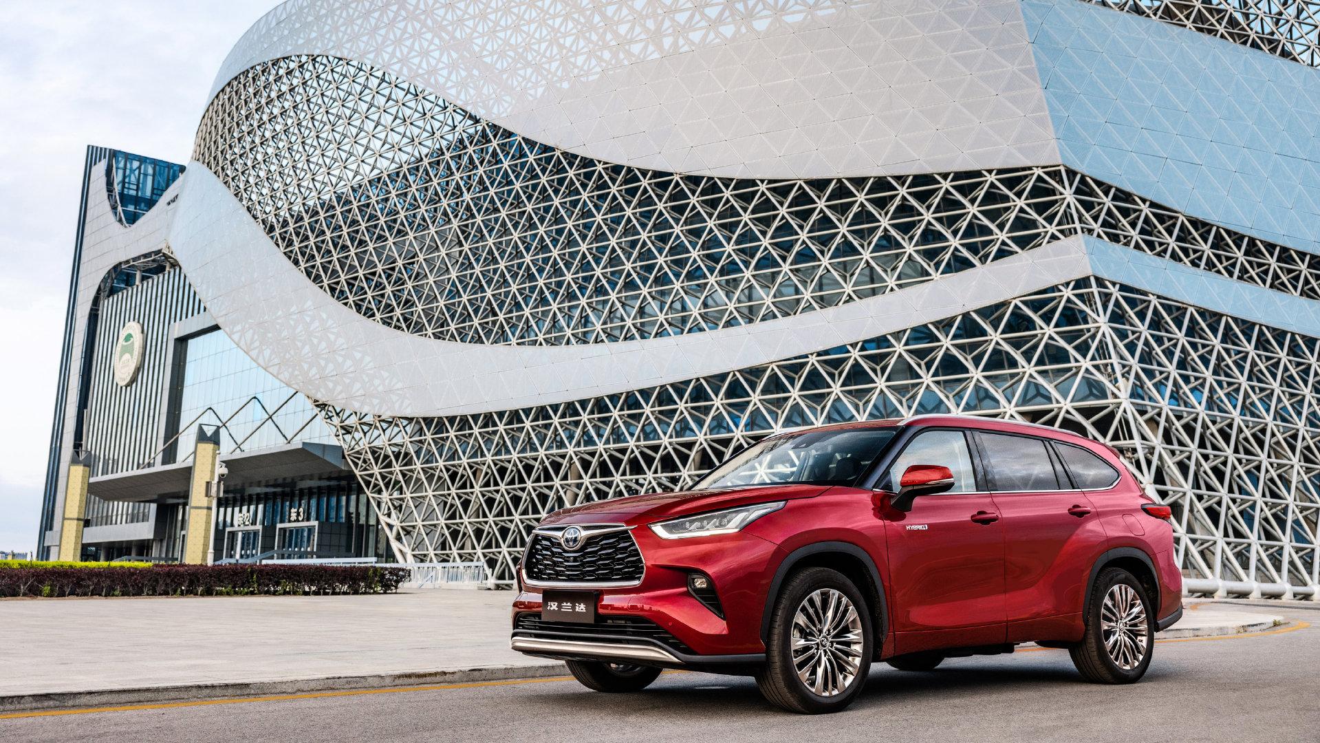 The waistline of Toyota's new Highlander is very smooth - iNEWS