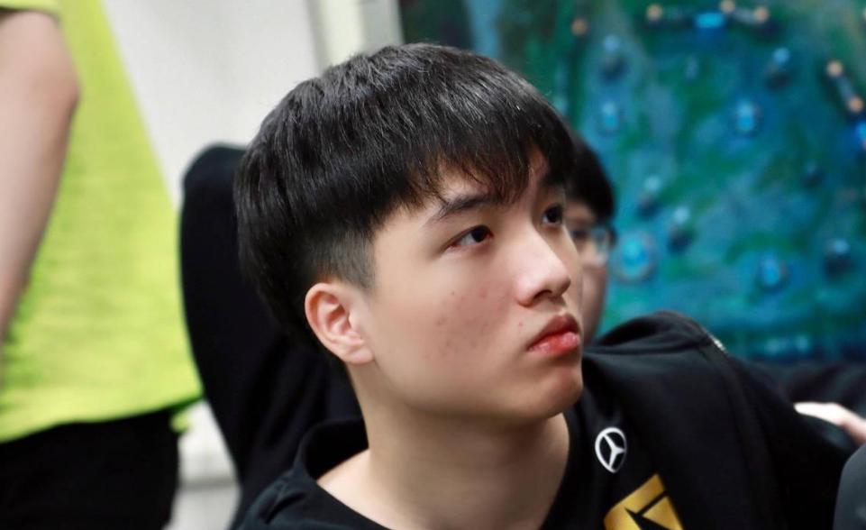 XLB無緣MSI的原因？知情人爆料：XLB要去別的隊伍試訓了 - 資訊咖