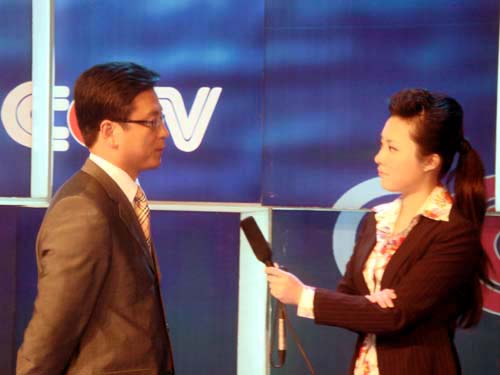 CCTV's famous beauty anchor Zi Ning: buy a car with a loan, still ...