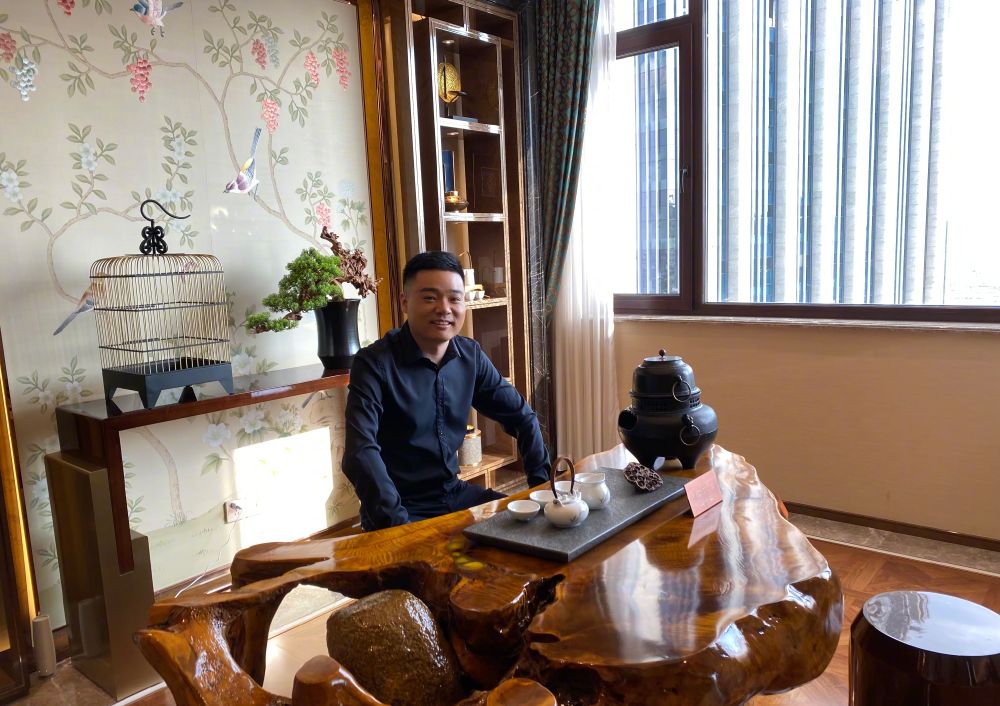 Ding Junhui's family of three showed up, his daughter was so cute and ...