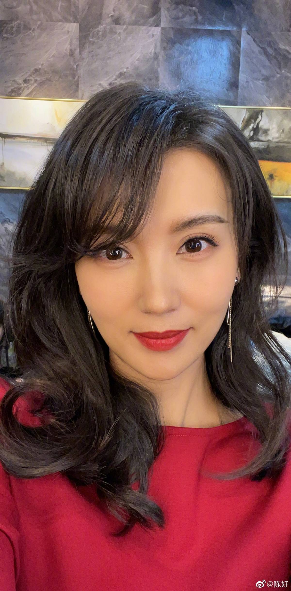 The 41-year-old Chen is good, and the big eyes are firm, and the ...