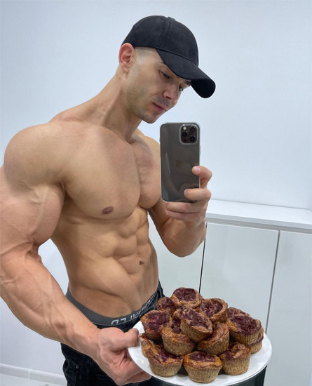 Low body fat body, more visual impact, 5 classic chest training ...