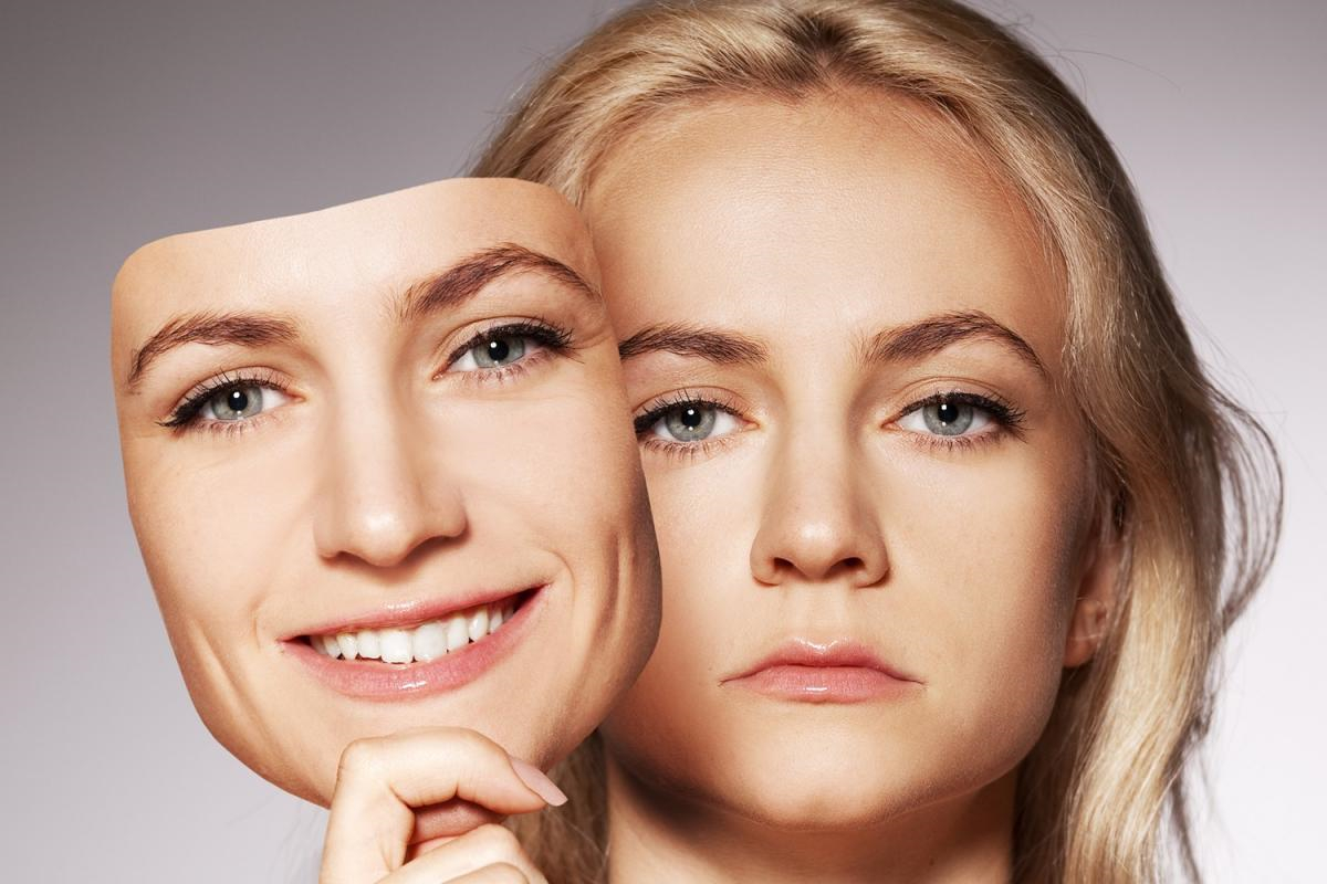 Now tell you, why don't Russians love to laugh - iNEWS