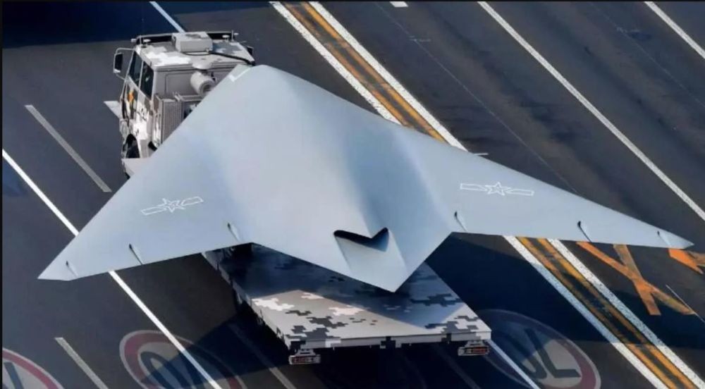 Attack 11 turned out, the army's first stealth unmanned attack aircraft ...