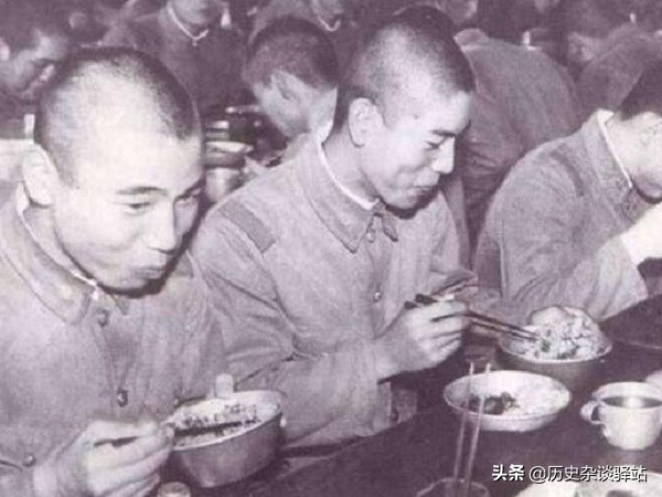 The navy is "big fish and meat", but the army is "wasting day by day ...