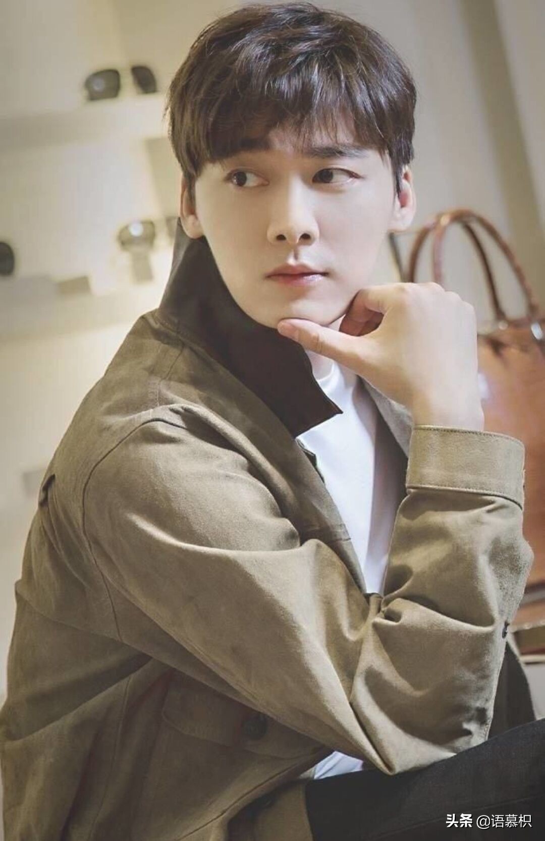 Li Yifeng used to be so humble in love and was severely thrown away by ...