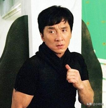"Big Brother Huaxin" Jackie Chan suddenly realized that his wife Lin ...