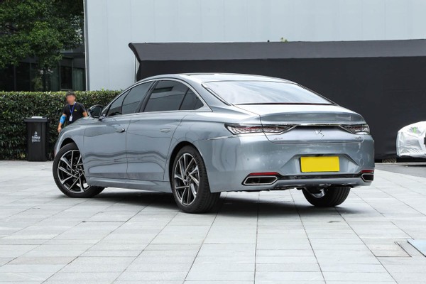 The French luxury car DS9 is luxurious in every sight, but the power is ...