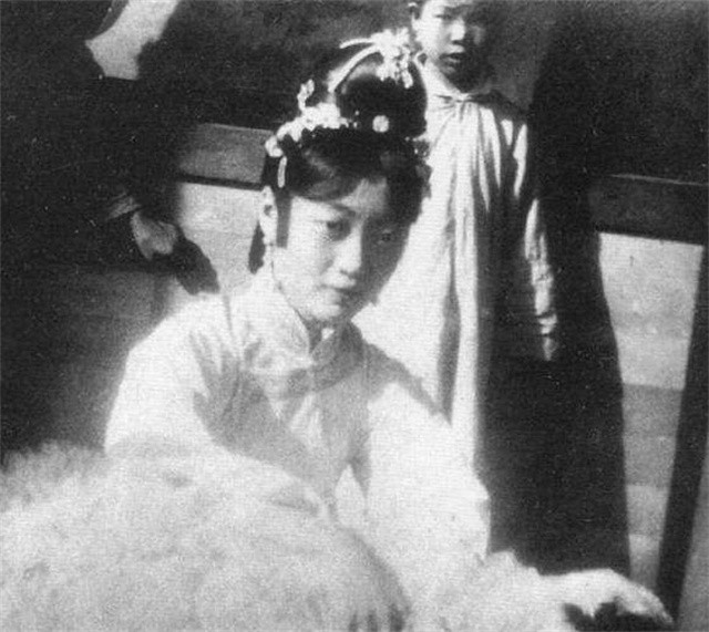 Li Shuxian and the last emperor had a divorce. Reason: I wanted a child ...