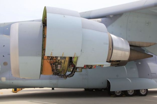 The Japanese C2 transport plane headed to Afghanistan, where the hatch ...