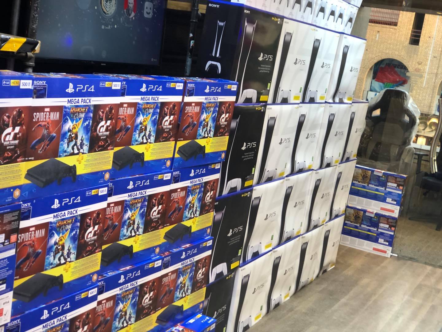 Stores in Iraq are filled with PS5 and XSX - iNEWS