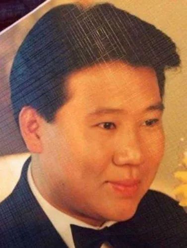 The Deyun Society has been in a precarious 20-year history. Those dog ...