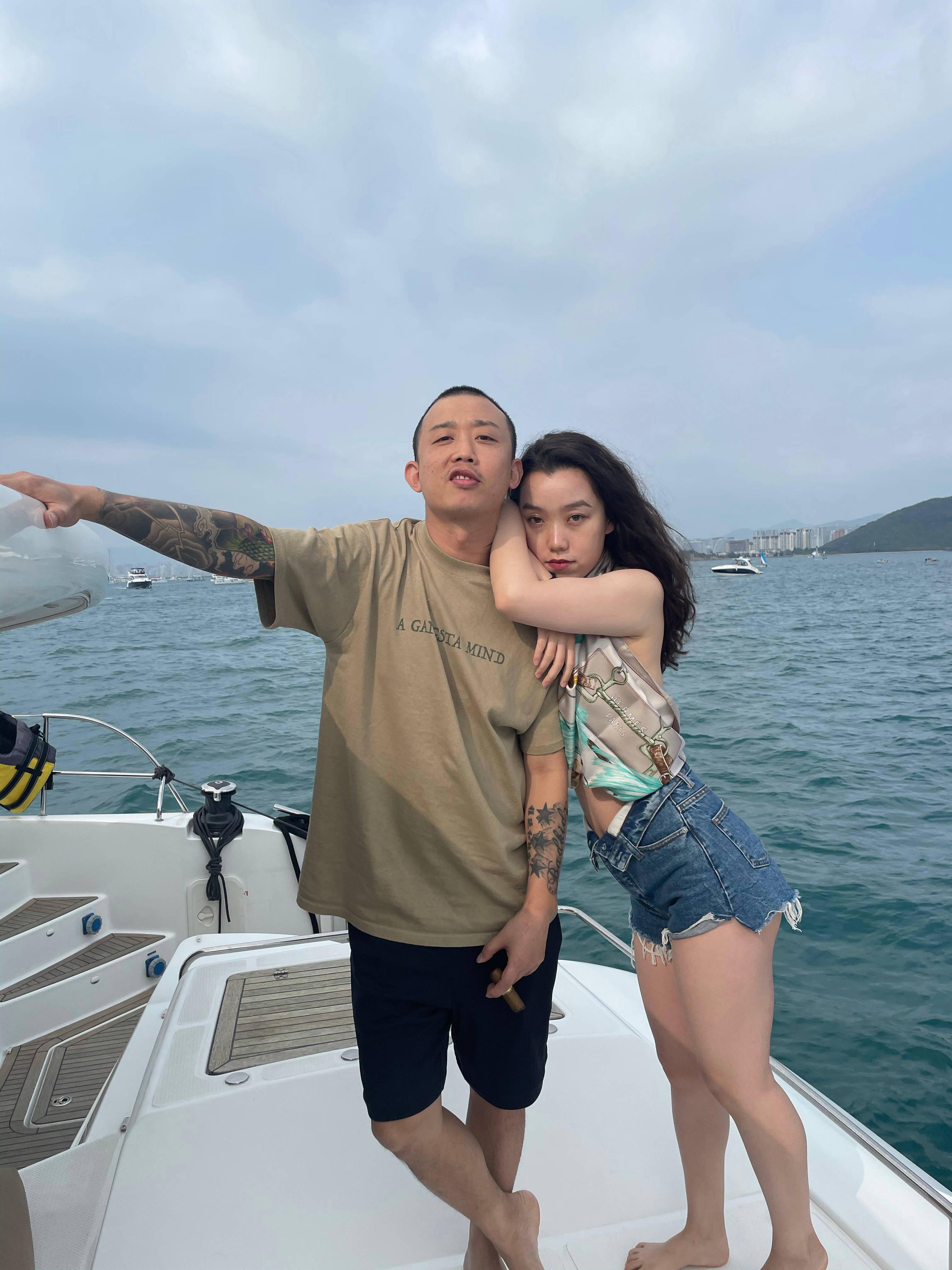 The net revealed that GAI's married staff derailed, and the setting of ...