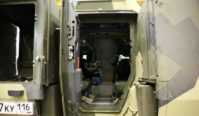 Russian equipment record - Typhoon VDV armored vehicle - iNEWS