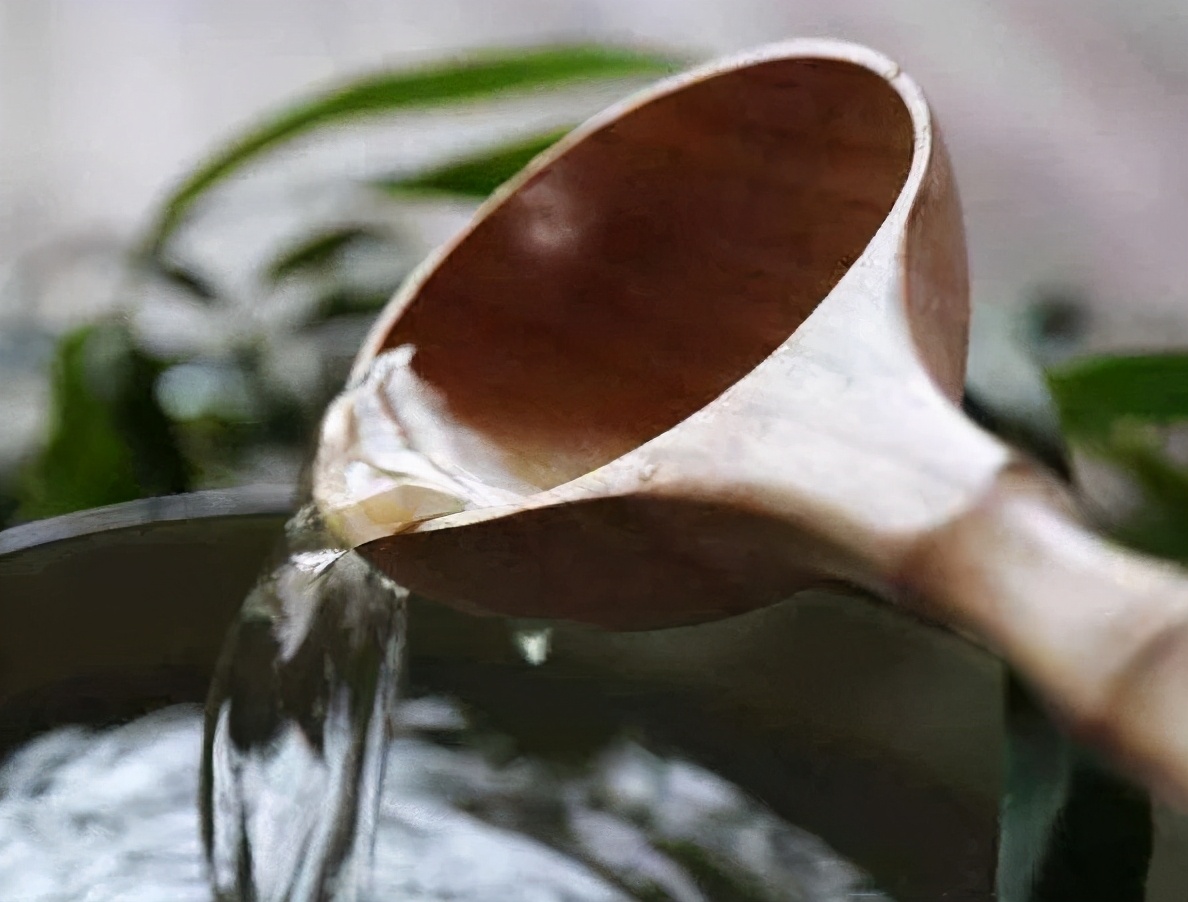 People often say: "Weak water three thousand, only take a scoop", what ...