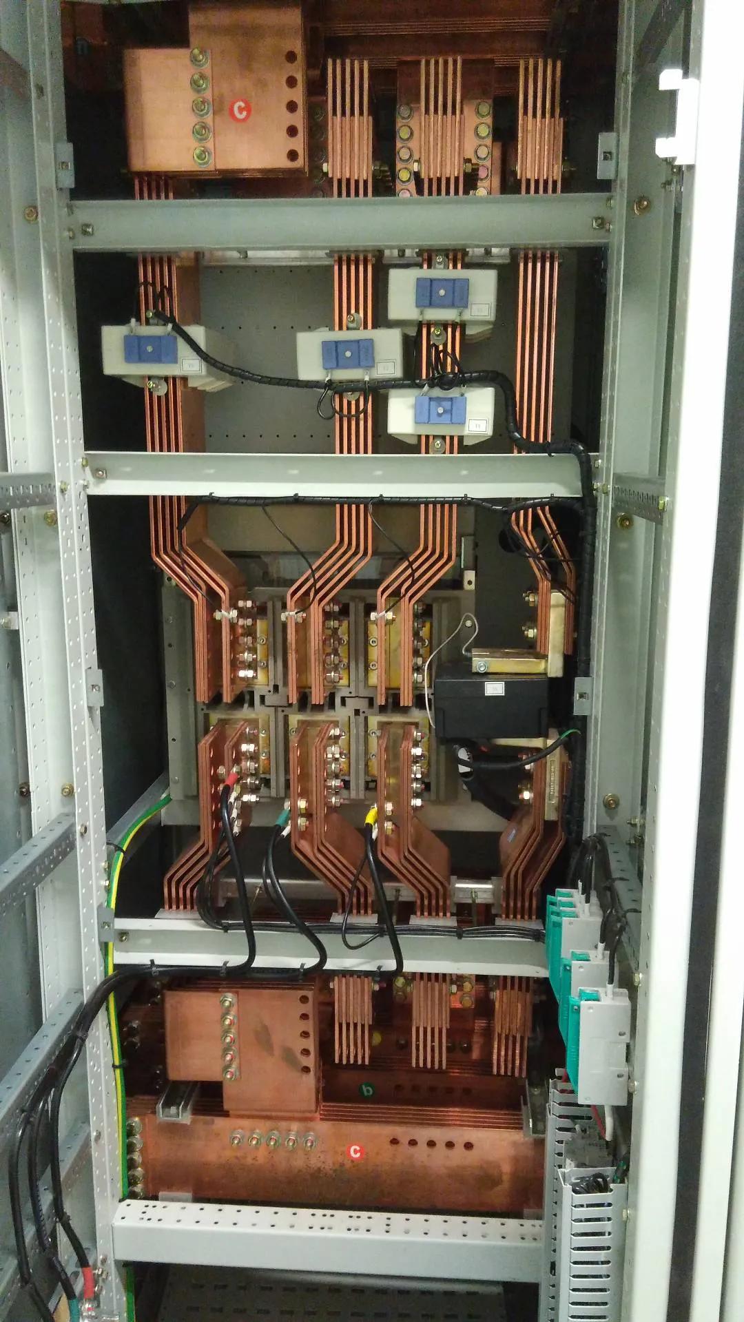 Schneider BLOCKSET low voltage withdrawable switchgear - iNEWS