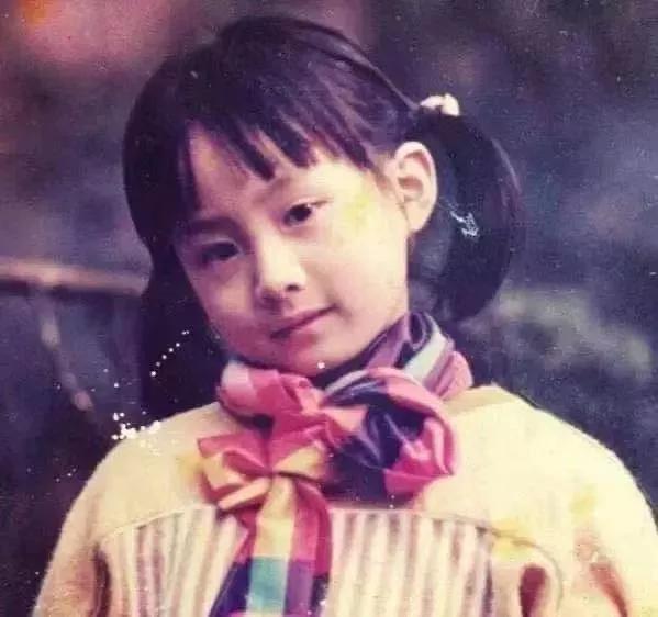 38-year-old female star officer declares female, Zeng angry gigmen, two ...