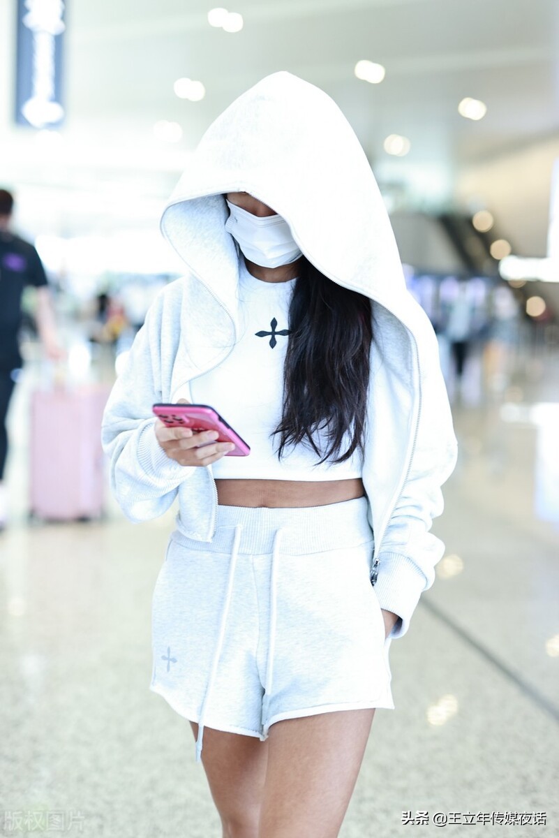 Jike Junyi, "Don't Be Afraid", "Legend of White Ghosts: Escape", "Intrepid Fearless" - iNEWS