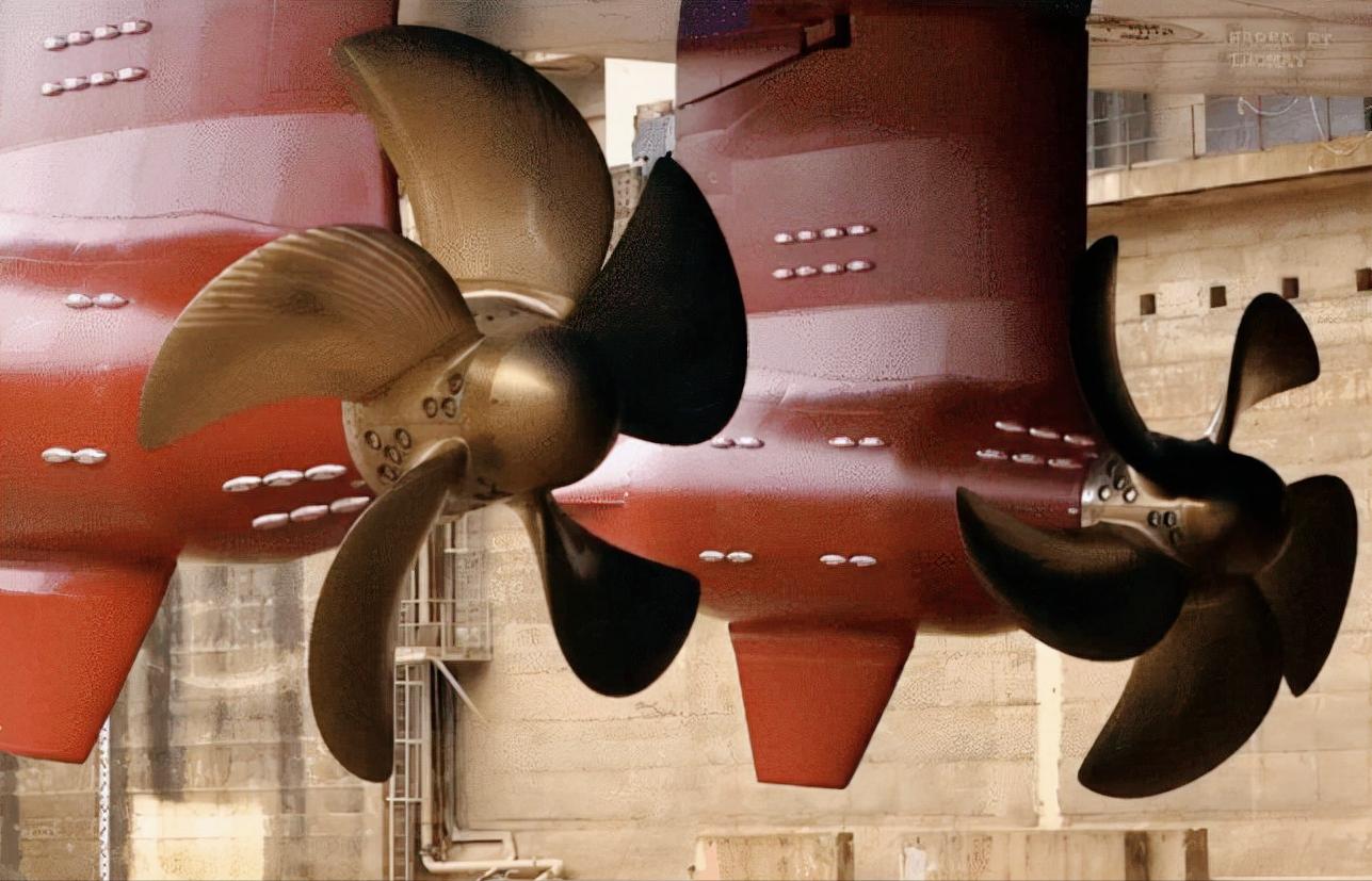 China has built the world's largest propeller, weighing nearly 400 tons ...