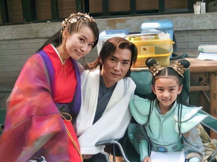 53-year-old Jiao Enjun: The life of the most beautiful man in costume ...