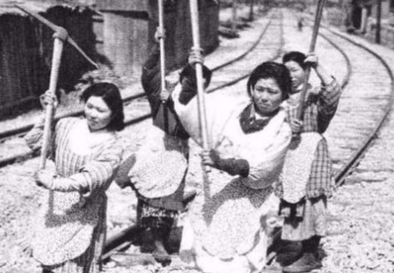 After Japan surrendered in World War II, how did the United States ...