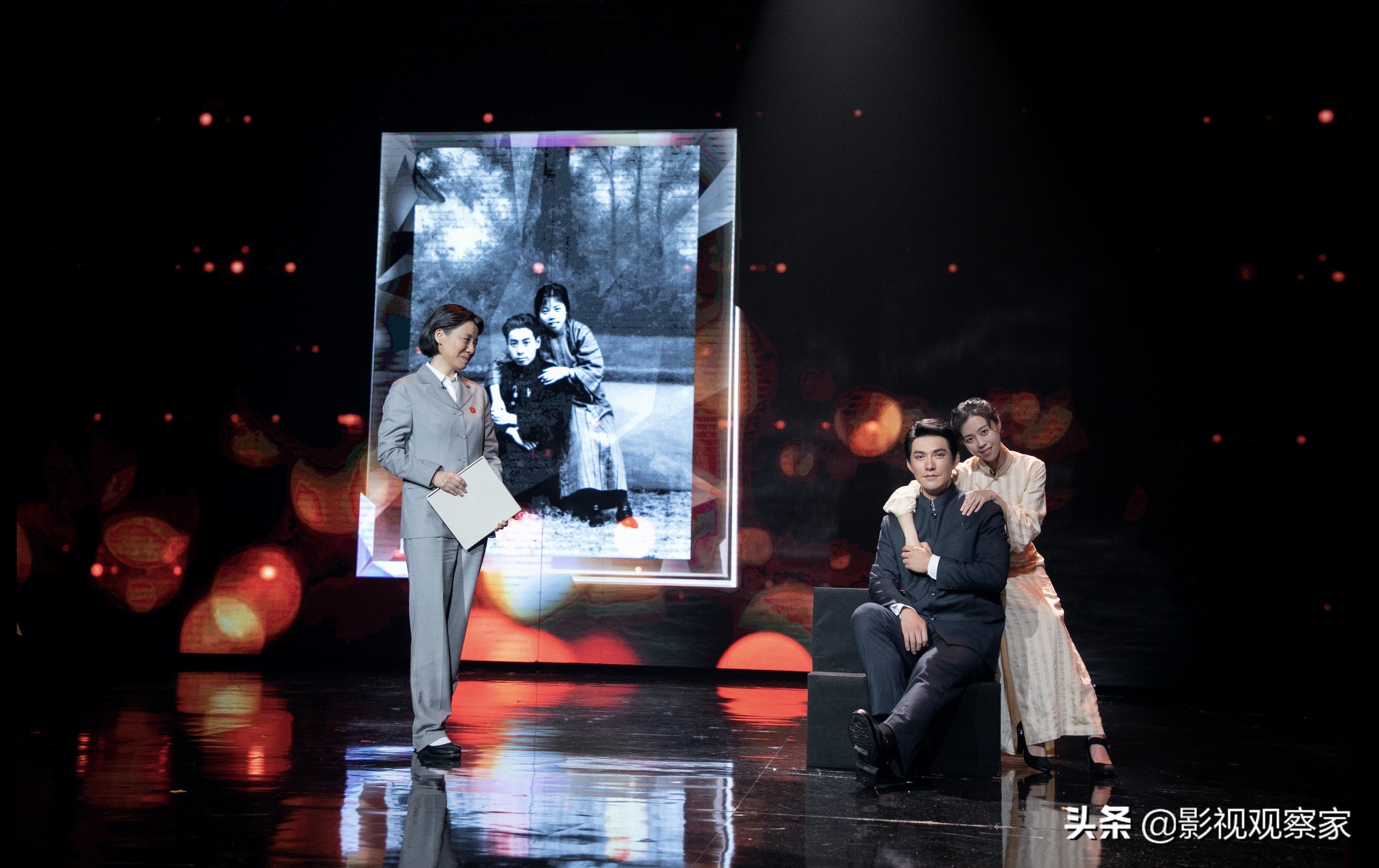 Yan Yikuan and Liu Jiajia interpret the young Zhou Enlai, Deng Yingchao ...