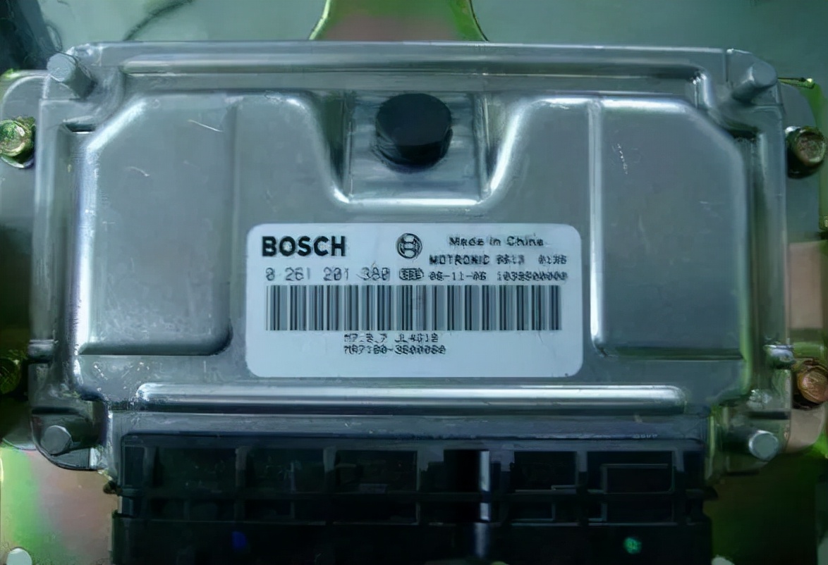 Focus chip: What are GPU, CPU, SOC, DSP, FPGA, MCU, MPU, GPP, ECU, etc ...