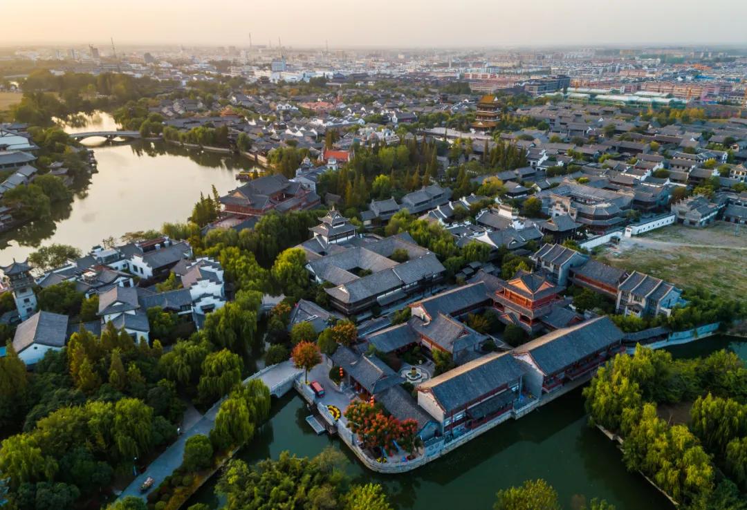 Roaming the Jiangbei water town, indulging in the picturesque autumn ...