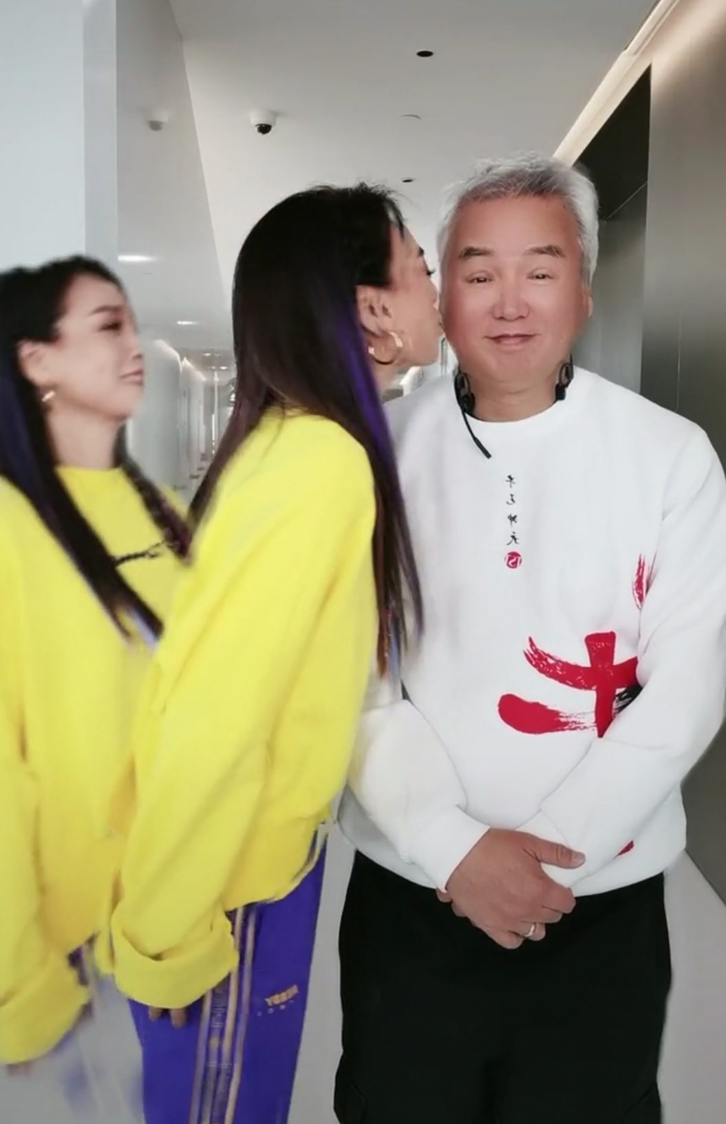 51-year-old Zhang Ting called for three children?10-year-old Lin ...