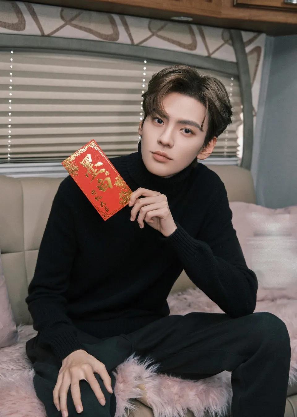 Bi Wenjun and Zhang Xueying starring in "Mo Bai" start - iNEWS