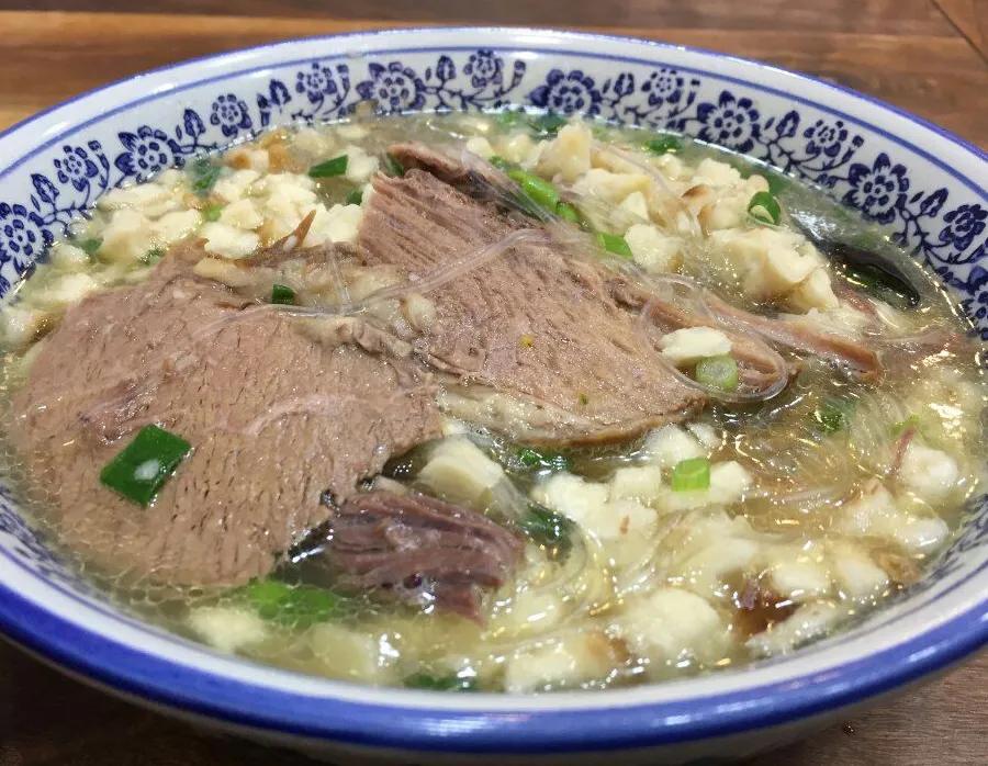 Eat lamb in Shanghai - iNEWS