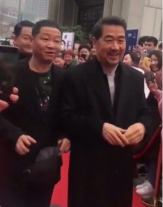 San Dezi and Zhang Guoli are rare in the same frame! Go back to ...