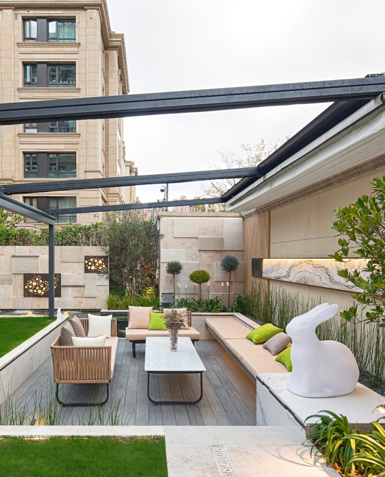 How to design a courtyard garden of about 50 square meters?Although the ...