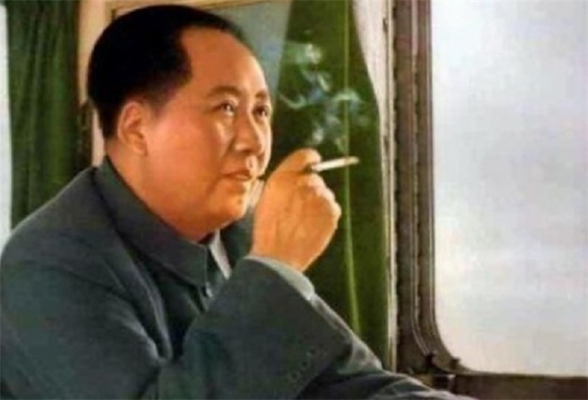 During the Chongqing negotiations, a great man made a move that made ...
