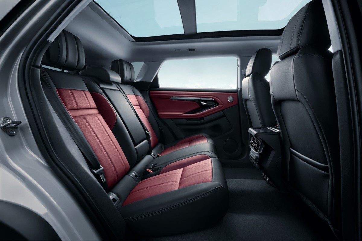 Naturally eye-catching new Land Rover.Range Rover Evoque L officially ...