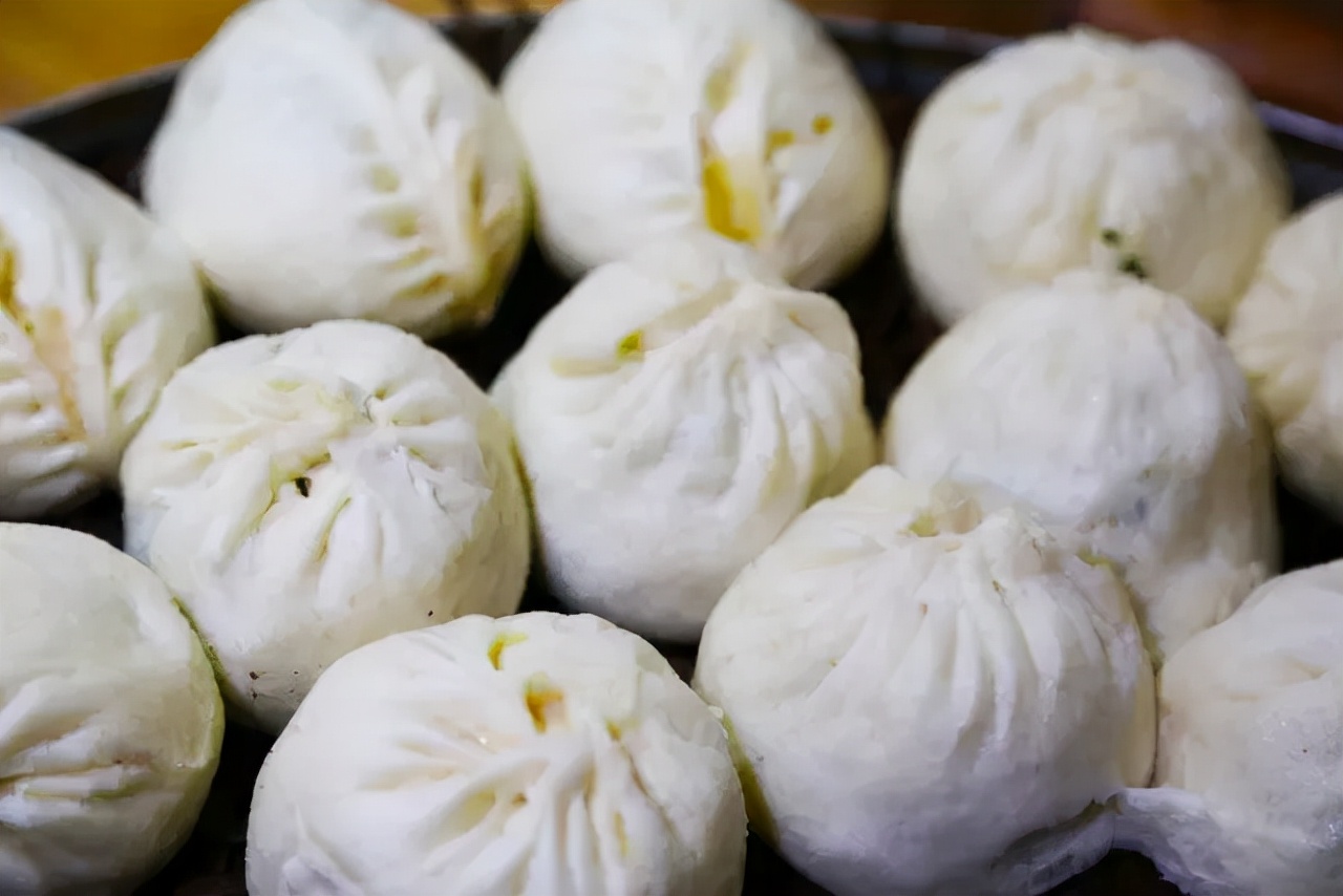 Taste of Dongfu: Weinan Shichen Baozi - iNEWS