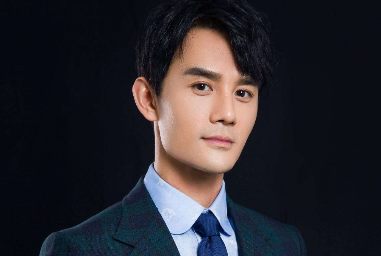 Gossip: Tang Yan, Wang Kai, Yao Anna, Hou Minghao, Lin Gou, Jiang ...