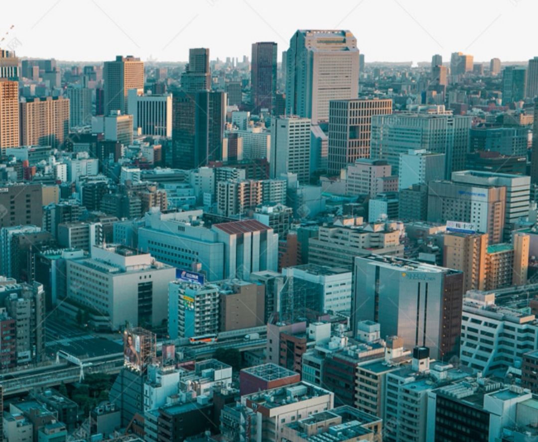 The largest city in Asia with few tall buildings, there are densely ...