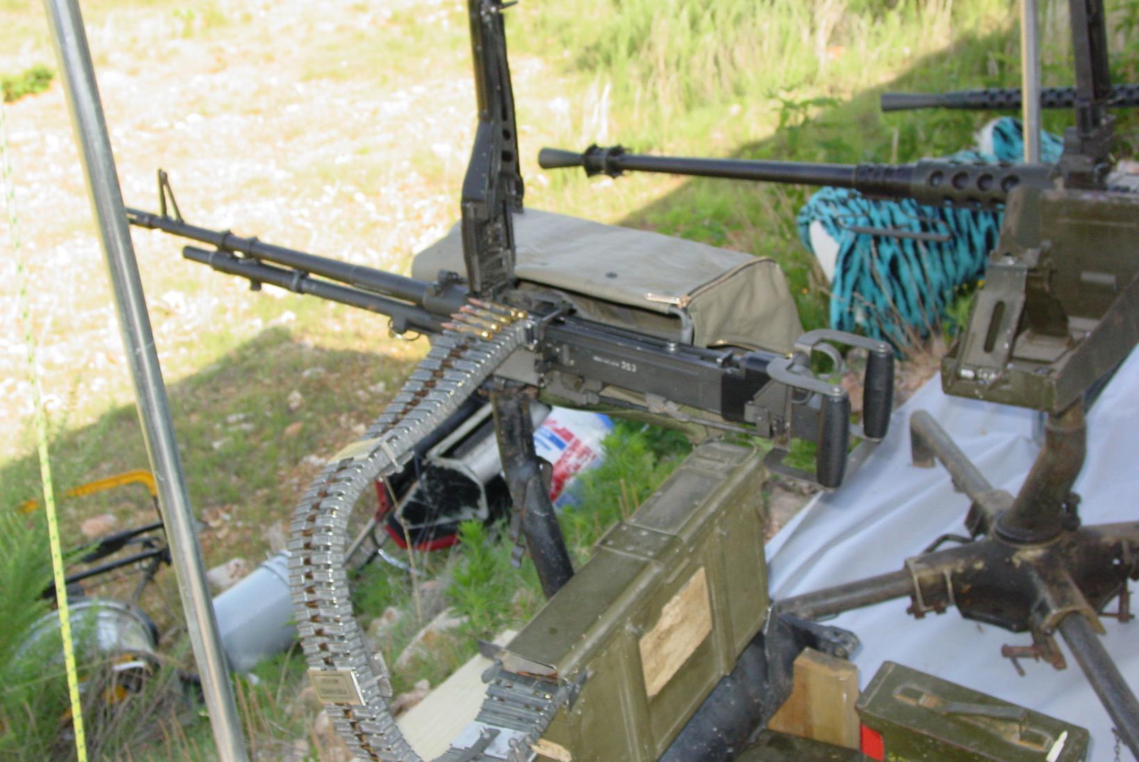 The M60 machine gun in the Vietnam War, the main infantry weapon of the ...