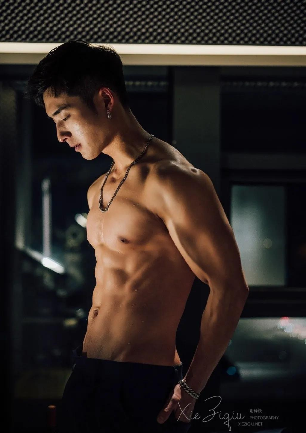 The 26-year-old guy works hard to get a perfect figure. The muscle ...