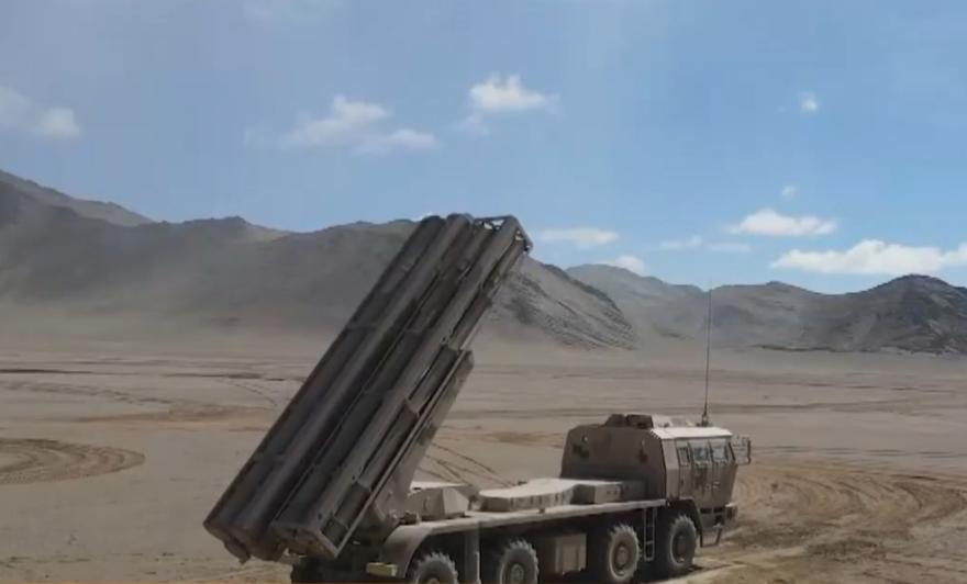 Army Iron Fist, a new domestic box-type long-range rocket launcher with ...