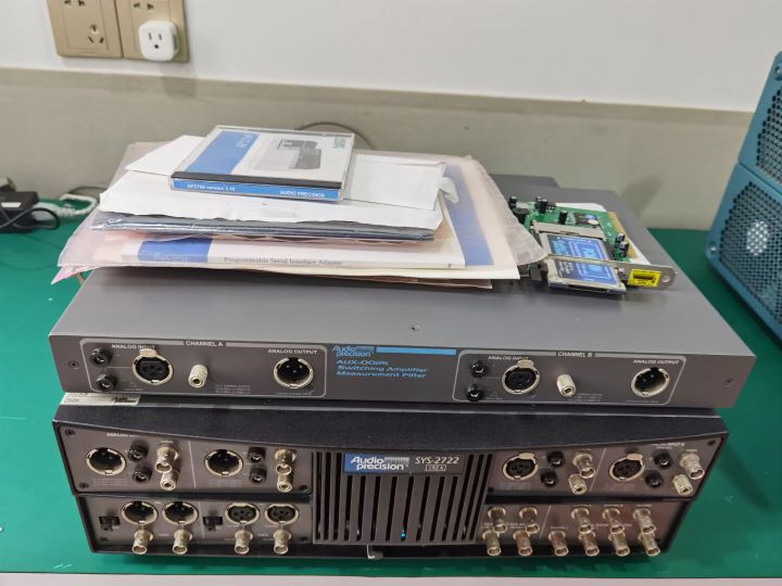 全新包裝音頻分析儀AP2722+全新濾波器AUX—0025 - 資訊咖