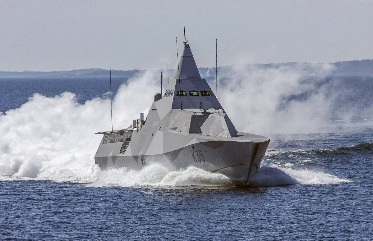 Picture 110 of the Swedish Visby-class patrol ship, the pioneer of the ...