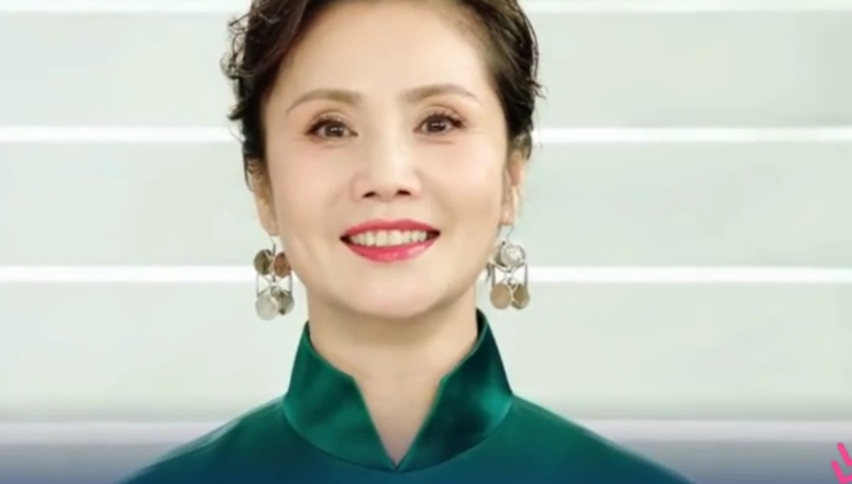 CCTV beauty anchor Xu Li: 34-year-old married with a son into a ...